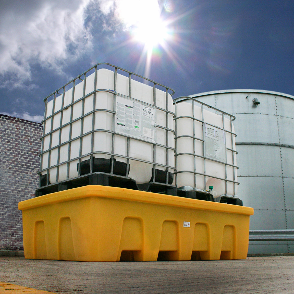 Kunststof Lekbakken voor IBC's - Bescherming lekkages en morsingen ...